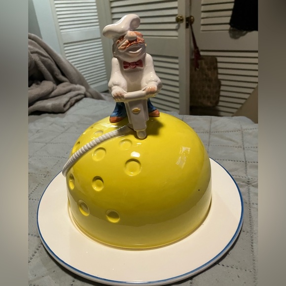 Sigma Beauty | Dining | Vintage Ceramic Cheese Dish Featuring The ...